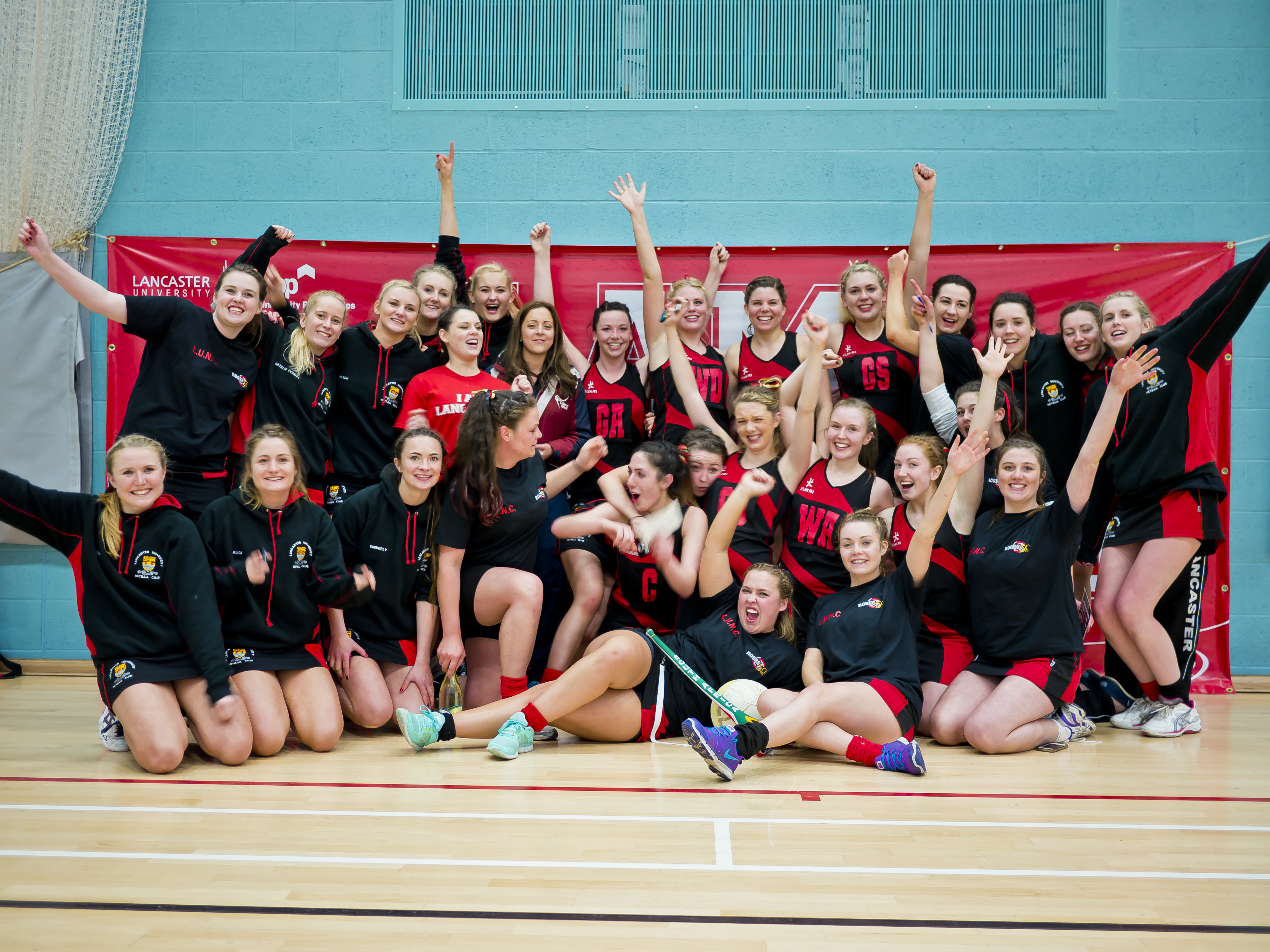 Hat-trick for the Red Roses’ netball teams in astounding performance
